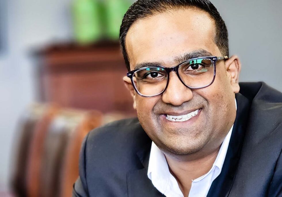 E-commerce is changing the traditional insurance distribution model ...